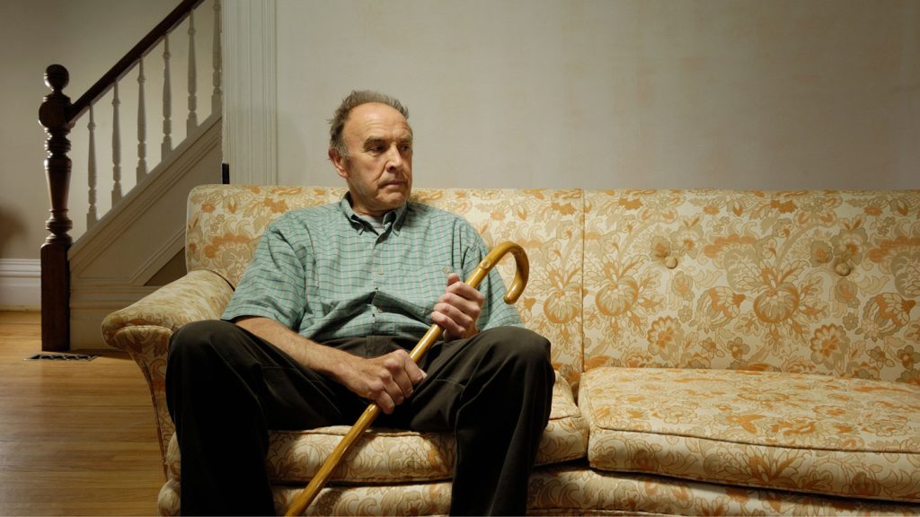 Senior Medical Alert Systems in Canada | Personal Emergency Response ...